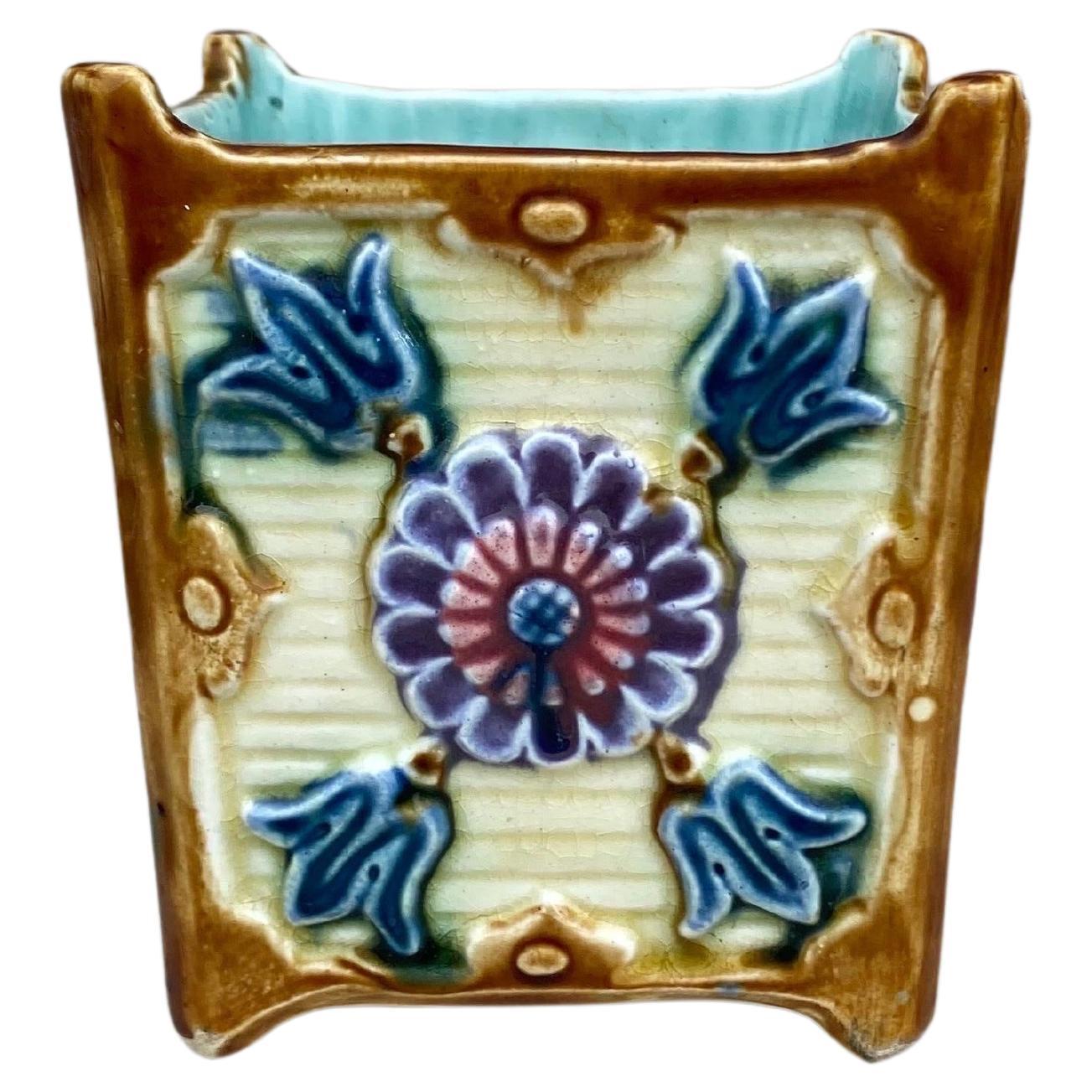 19th Century English Majolica Chesnut Blossom Jardinière George Jones ...