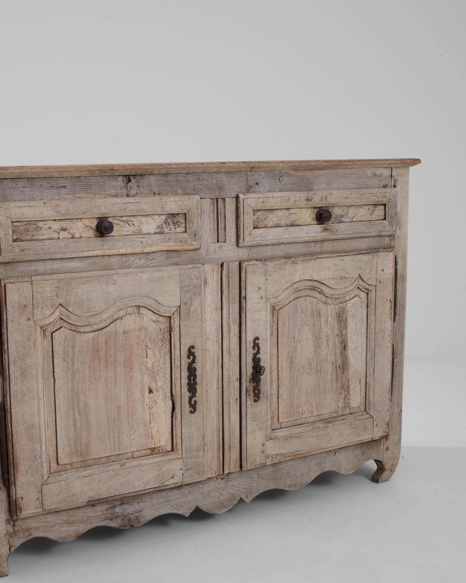 19th Century French Oak Buffet For Sale at 1stDibs
