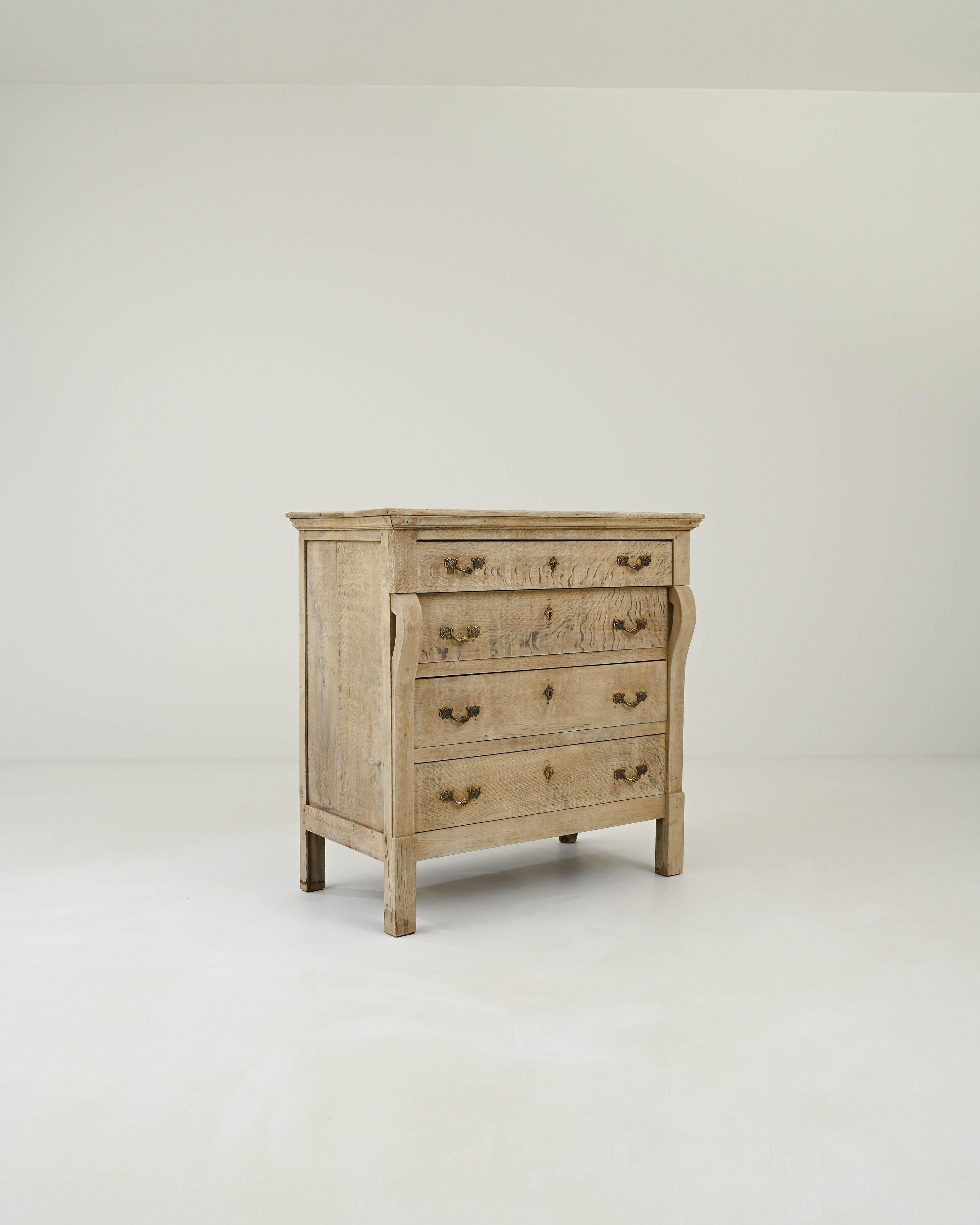 19th Century French Oak Chest of Drawers For Sale at 1stDibs