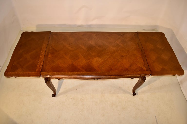 19th Century French Oak Draw-Leaf Table For Sale at 1stDibs