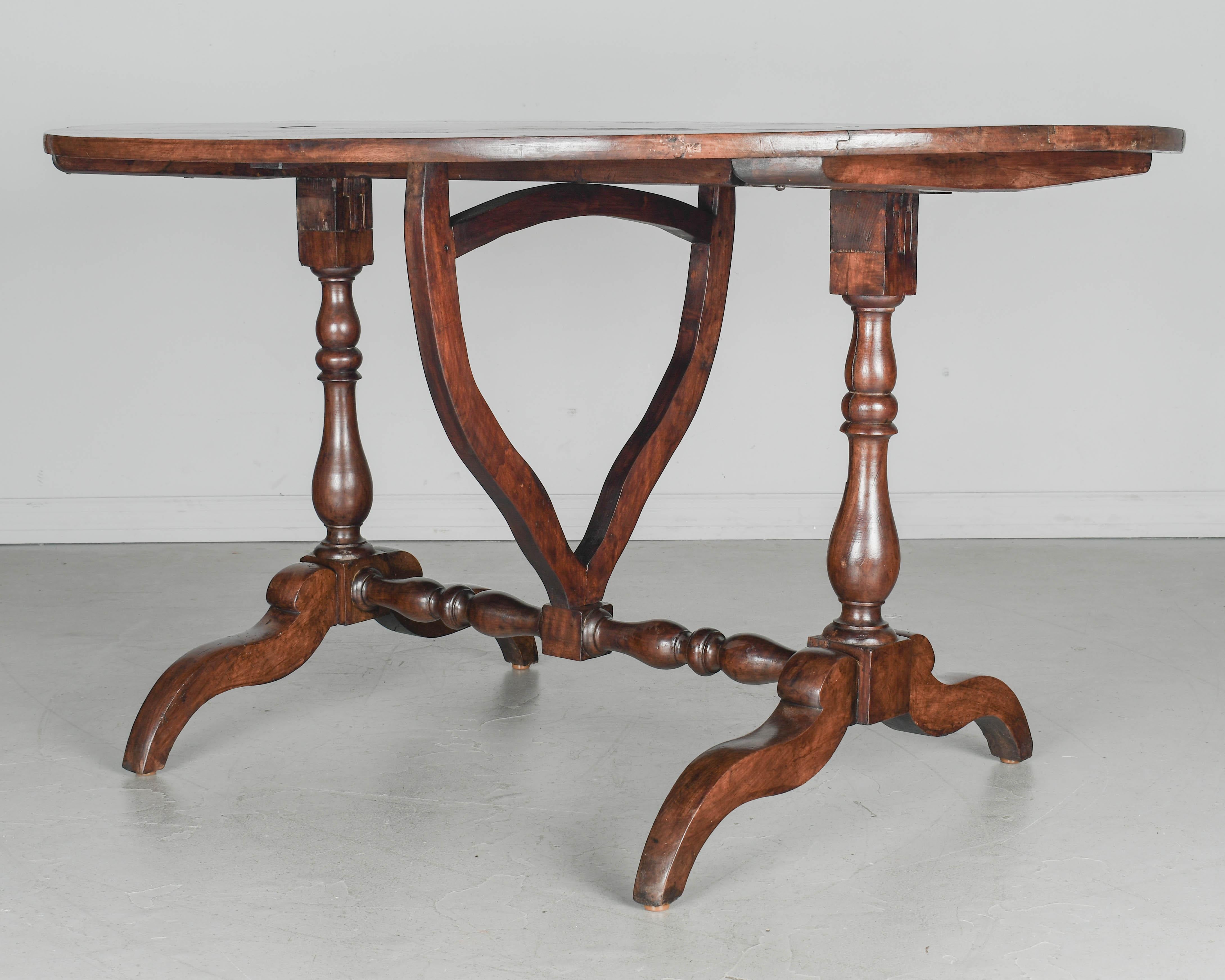 19th Century French Oval Dining Table or Tilt Top Table For Sale at 1stDibs