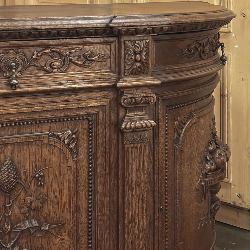19th Century French Renaissance Buffet with Rounded Sides For Sale at ...