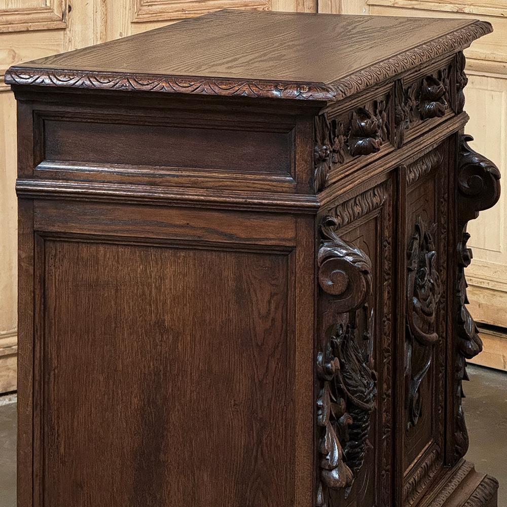 19th Century French Renaissance Hunt Buffet For Sale at 1stDibs