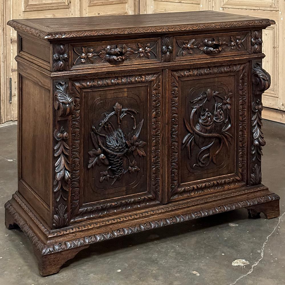 19th Century French Renaissance Hunt Buffet For Sale at 1stDibs