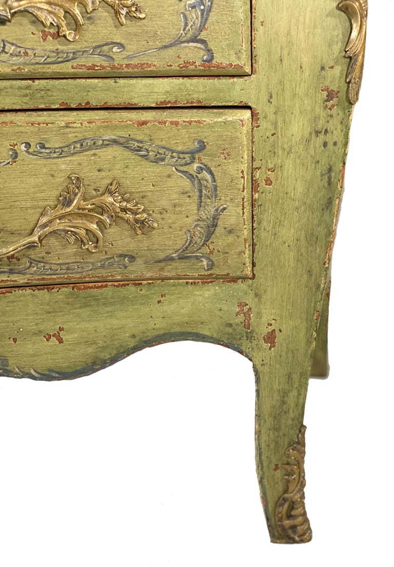 19th Century French Serpentine Front Rococo Commode For Sale at 1stDibs