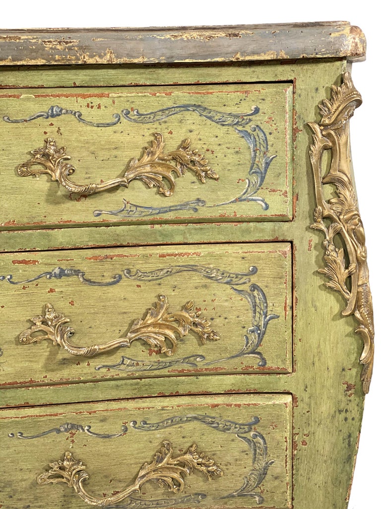 19th Century French Serpentine Front Rococo Commode For Sale at 1stDibs