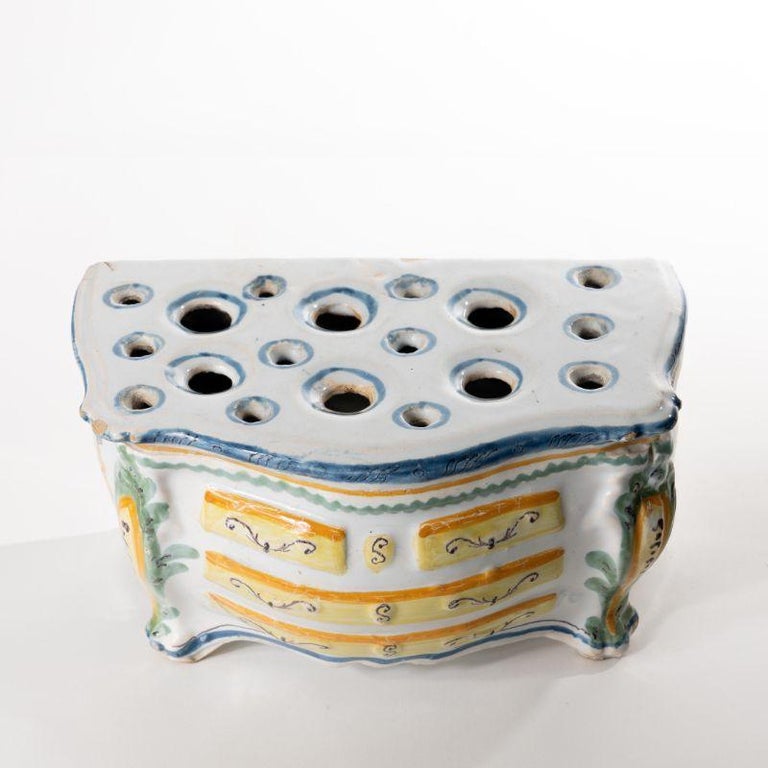 19th Century French Slip Glazed Faience Bough Pot For Sale at 1stDibs