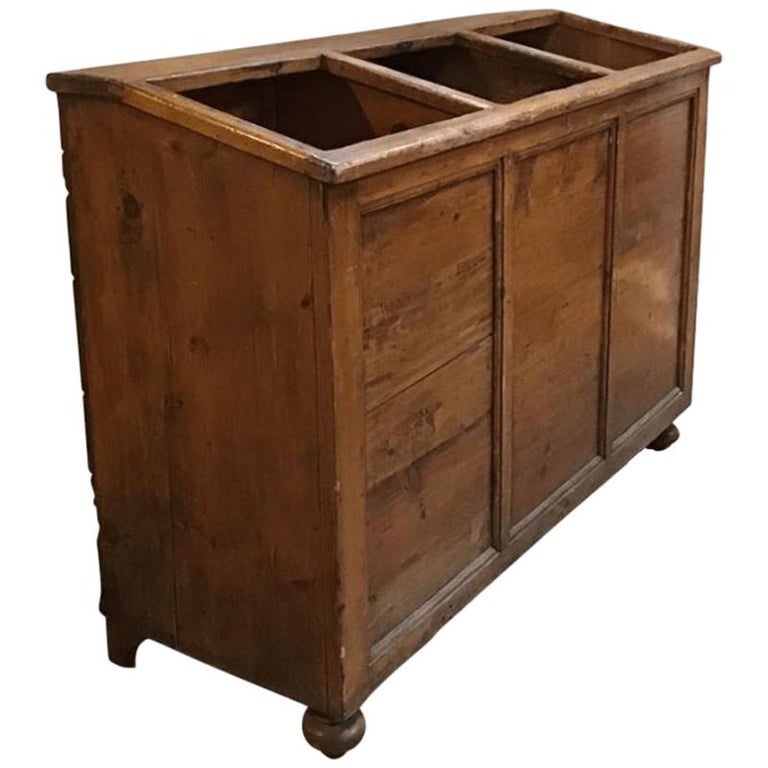 19th Century French Spruce Wood Baker Container for Baguettes, 1890s ...