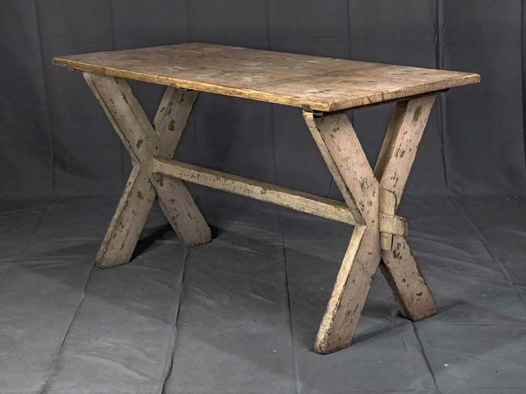 19th Century French Stretcher Table For Sale at 1stDibs