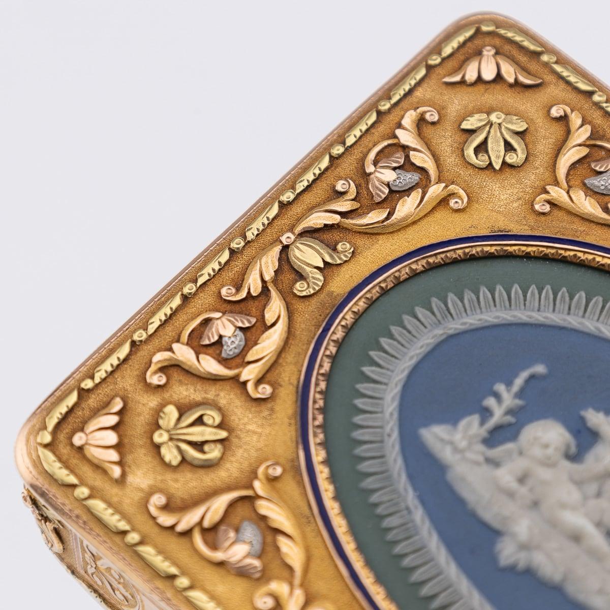19th Century German Three-Colour 18K Gold and Jasperware Snuff Box, Hanau c.1820 For Sale at 1stDibs