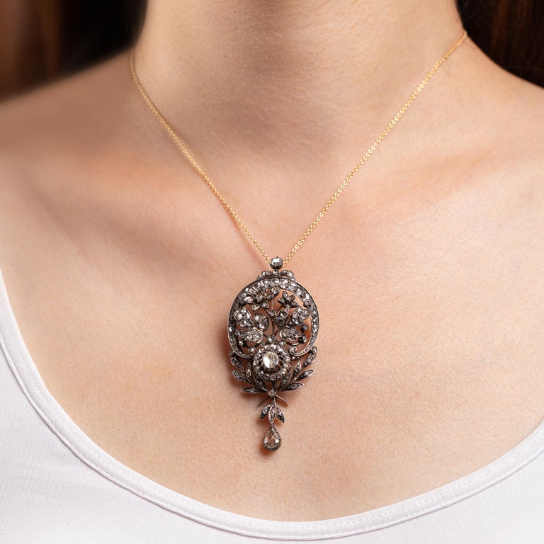 19th Century Gold and Diamonds Pendant For Sale at 1stDibs