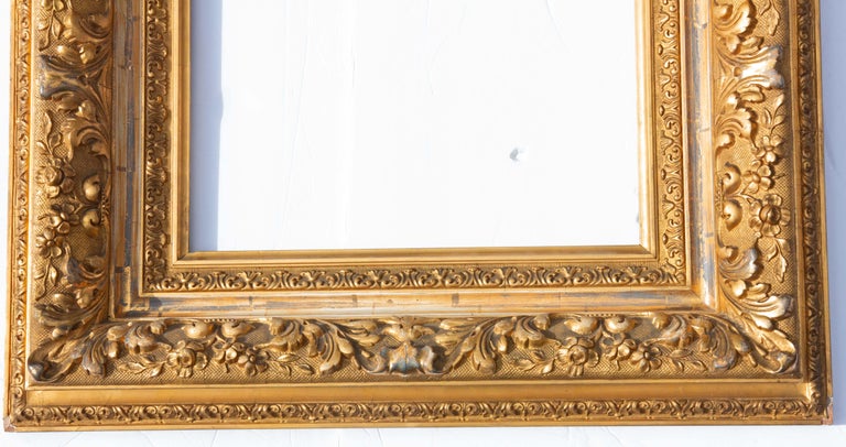 19th Century Gold Gilt Picture Frame For Sale at 1stDibs