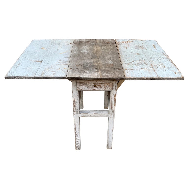 19th Century Gustavian Painted Gate Leg Drop Leaf Table, Sweden at 1stDibs