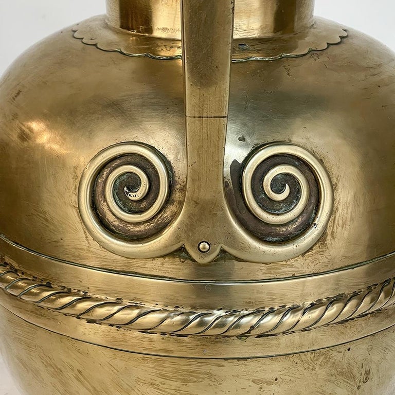 19th Century Hand-Hammered Brass Double-Handled Pot For Sale at 1stDibs