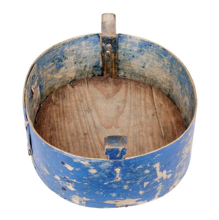 19th Century Hand Painted Tine Decorative Box For Sale at 1stDibs