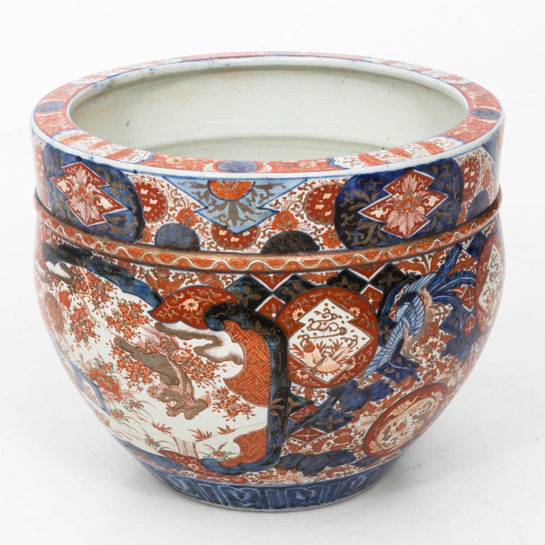 19th Century Imari Cache Pot at 1stDibs