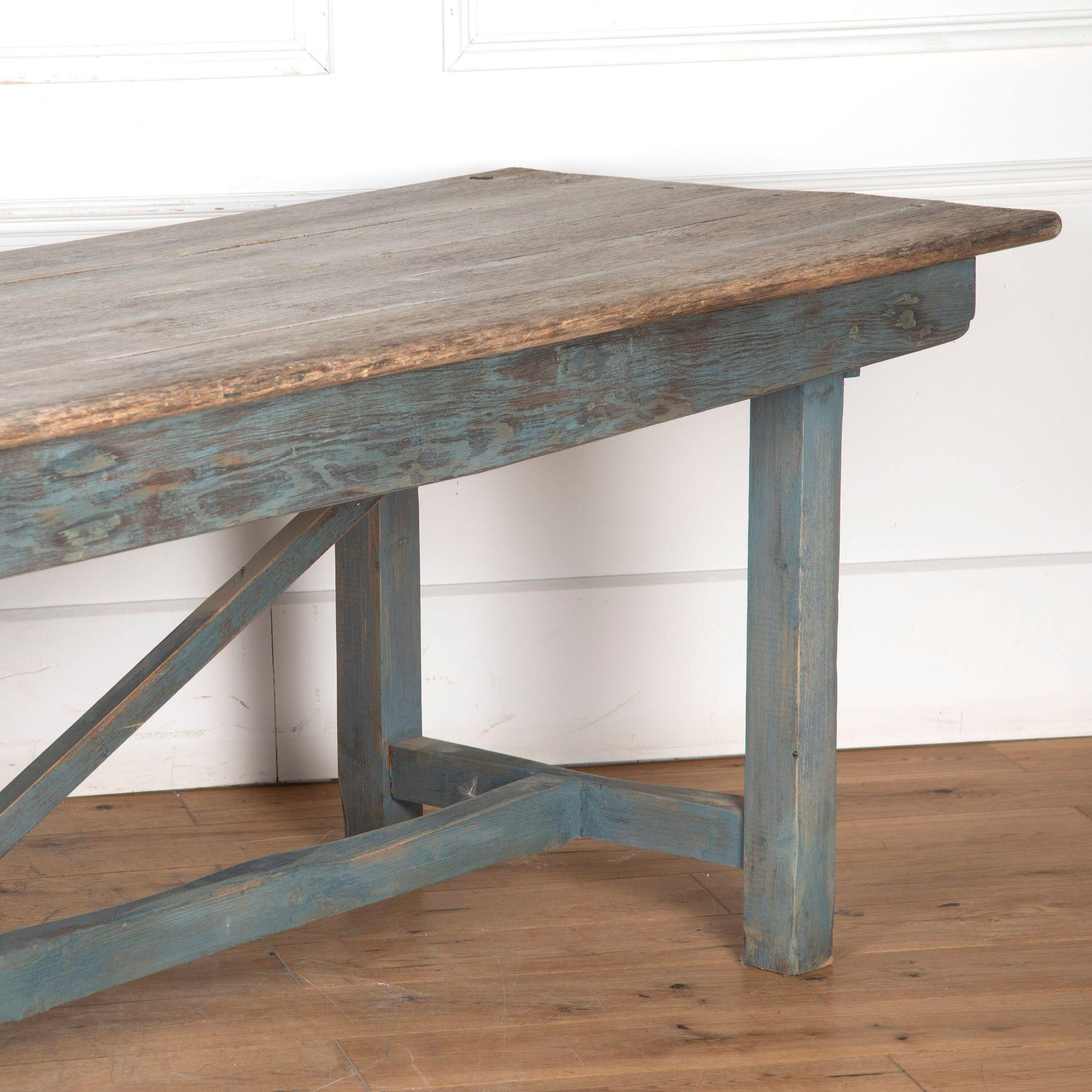 19th Century Irish Oak Dining Table For Sale at 1stDibs