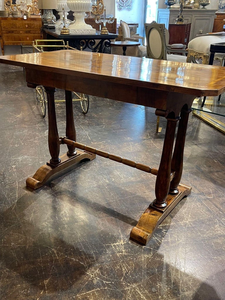 19th Century Italian Burl Walnut Library Table For Sale at 1stDibs