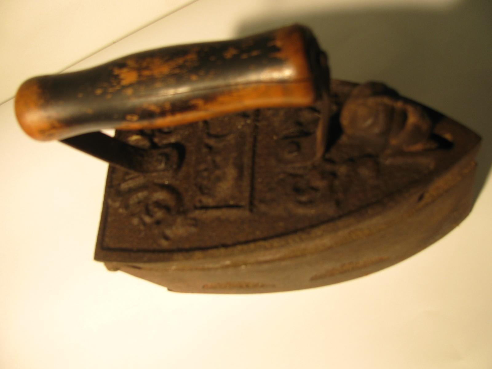 19th Century Italian Cast Iron Coal Powered Iron For Sale at 1stDibs ...
