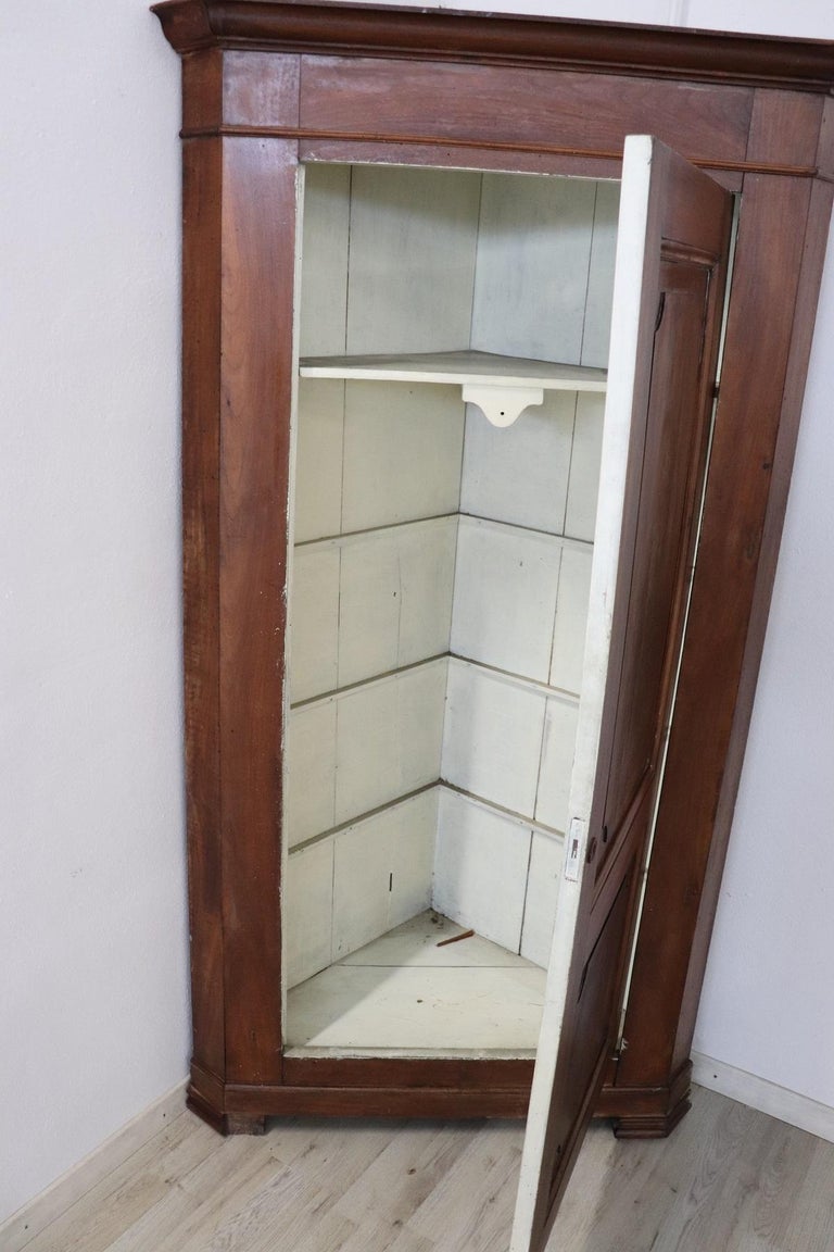 19th Century Italian Corner Cupboard or Corner Cabinet in Solid Walnut ...