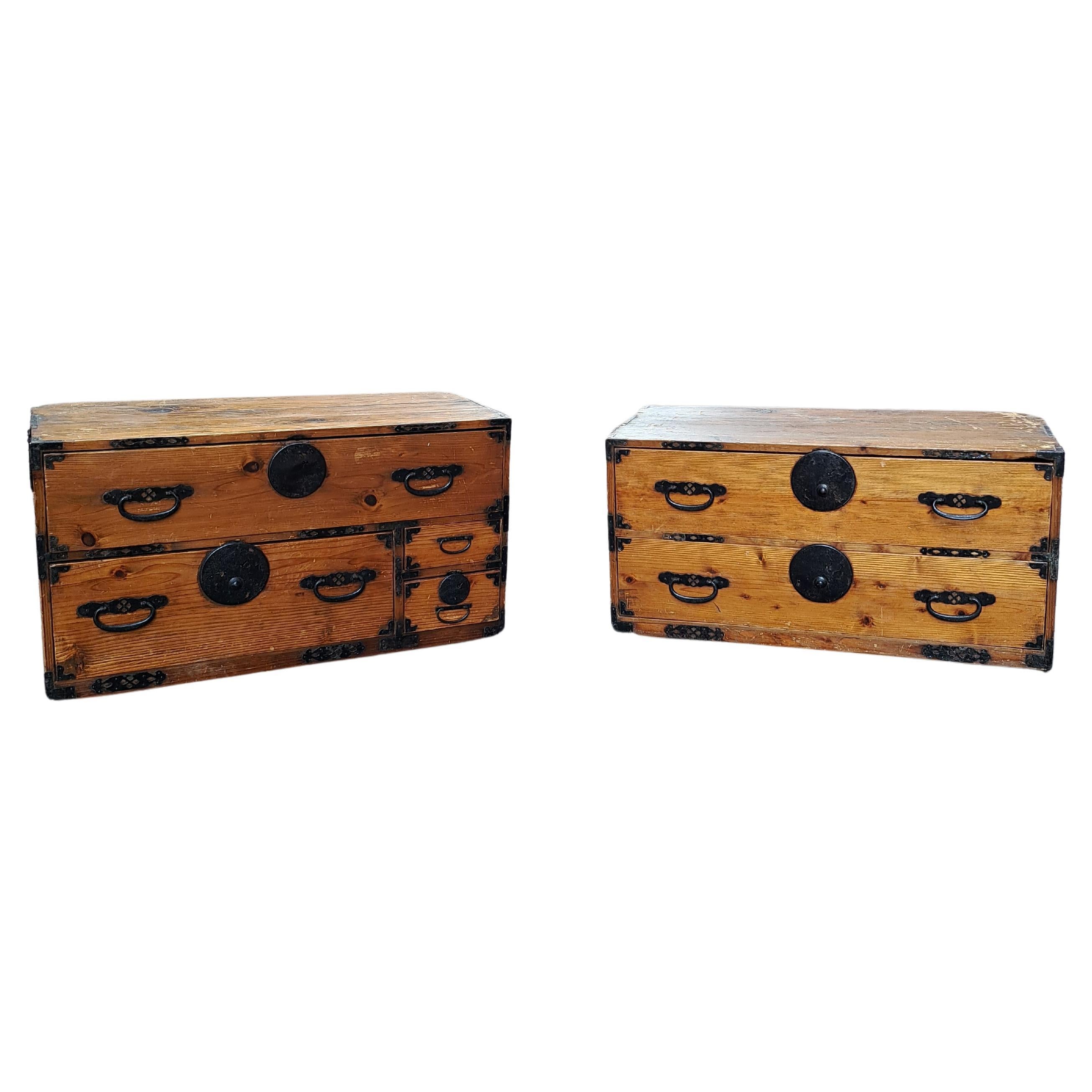 20th Century Japanese Clothing Chest For Sale at 1stDibs