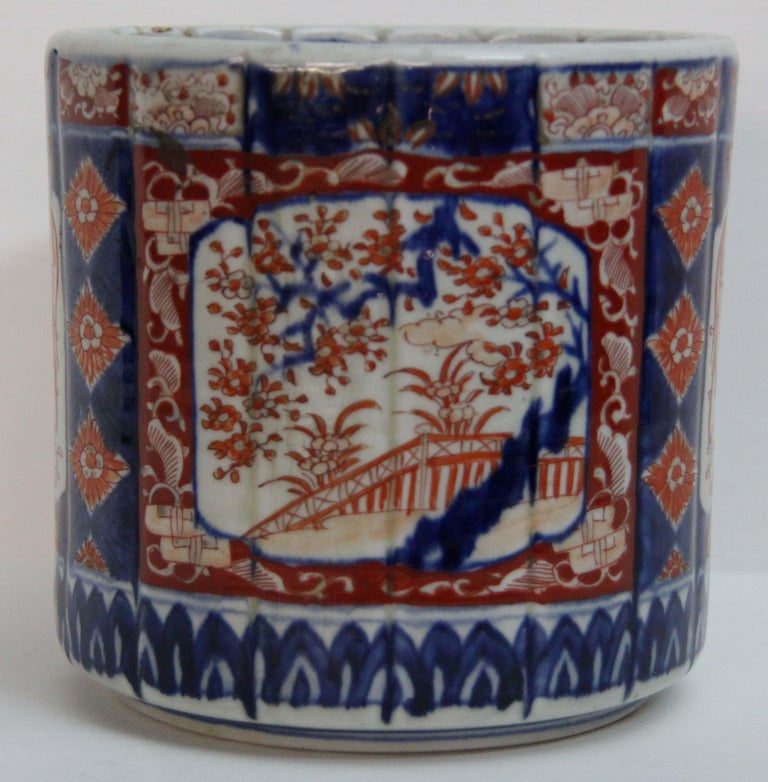 19th Century Japanese Imari Cache Pot at 1stDibs