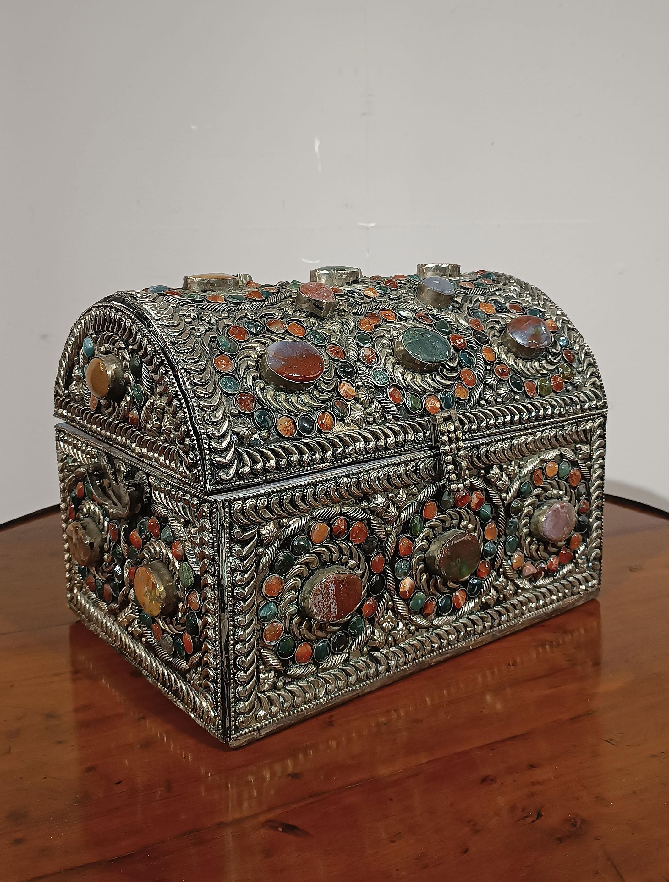 Stone Jewelry Boxes - 251 For Sale at 1stDibs | stone trinket box ...