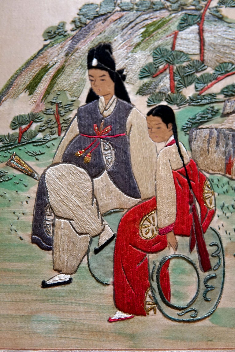 19th Century Korean Two-Panel Silk Screen For Sale at 1stDibs