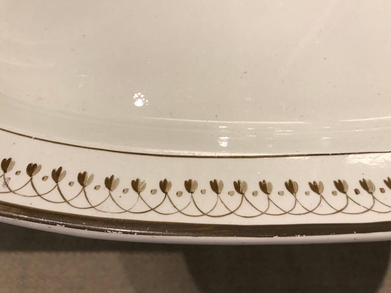 19th Century Large Oval Creamware Platter For Sale at 1stDibs