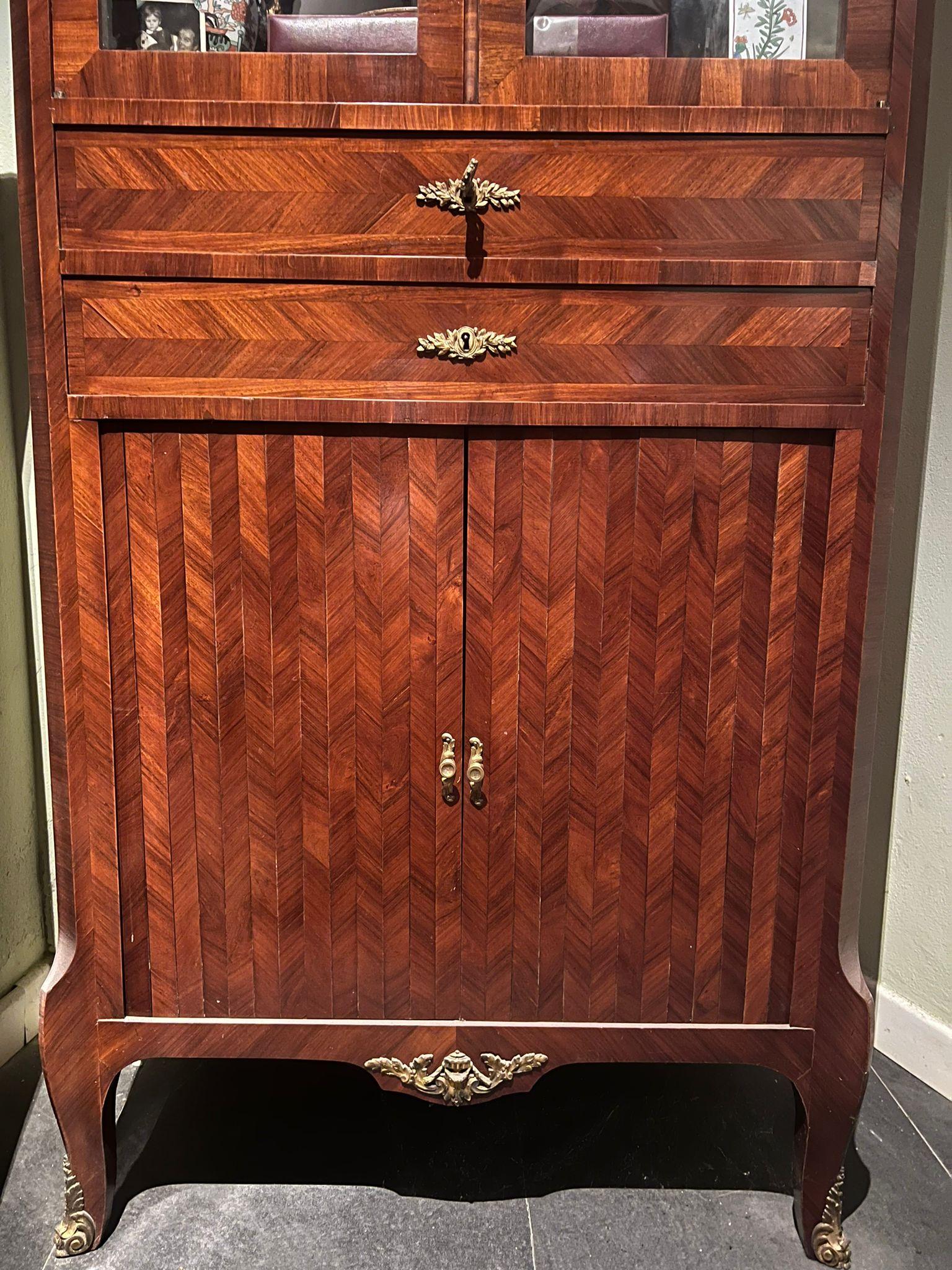 19th Century Little Showcase For Sale at 1stDibs