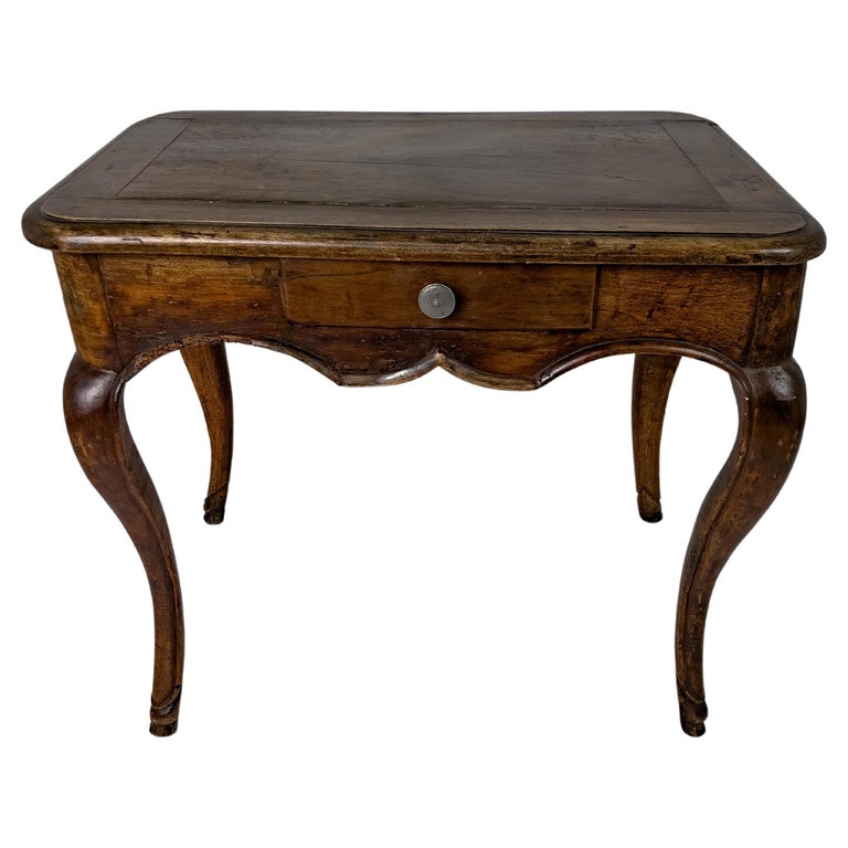 19th Century Louis XV Style Walnut End Table For Sale at 1stDibs