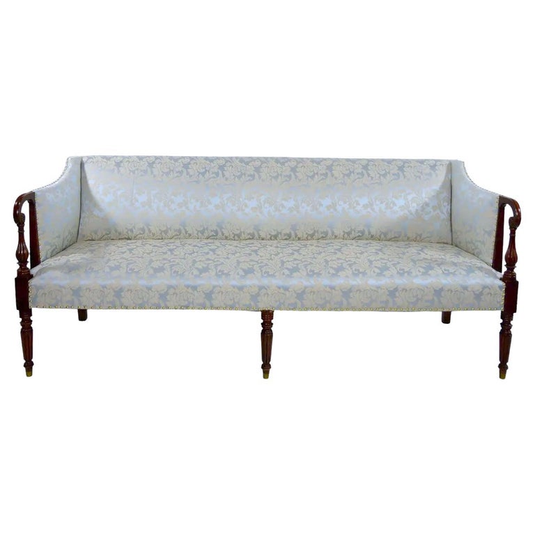 19th Century Mahogany Wood Federal Sheraton Style Sofa For Sale at 1stDibs