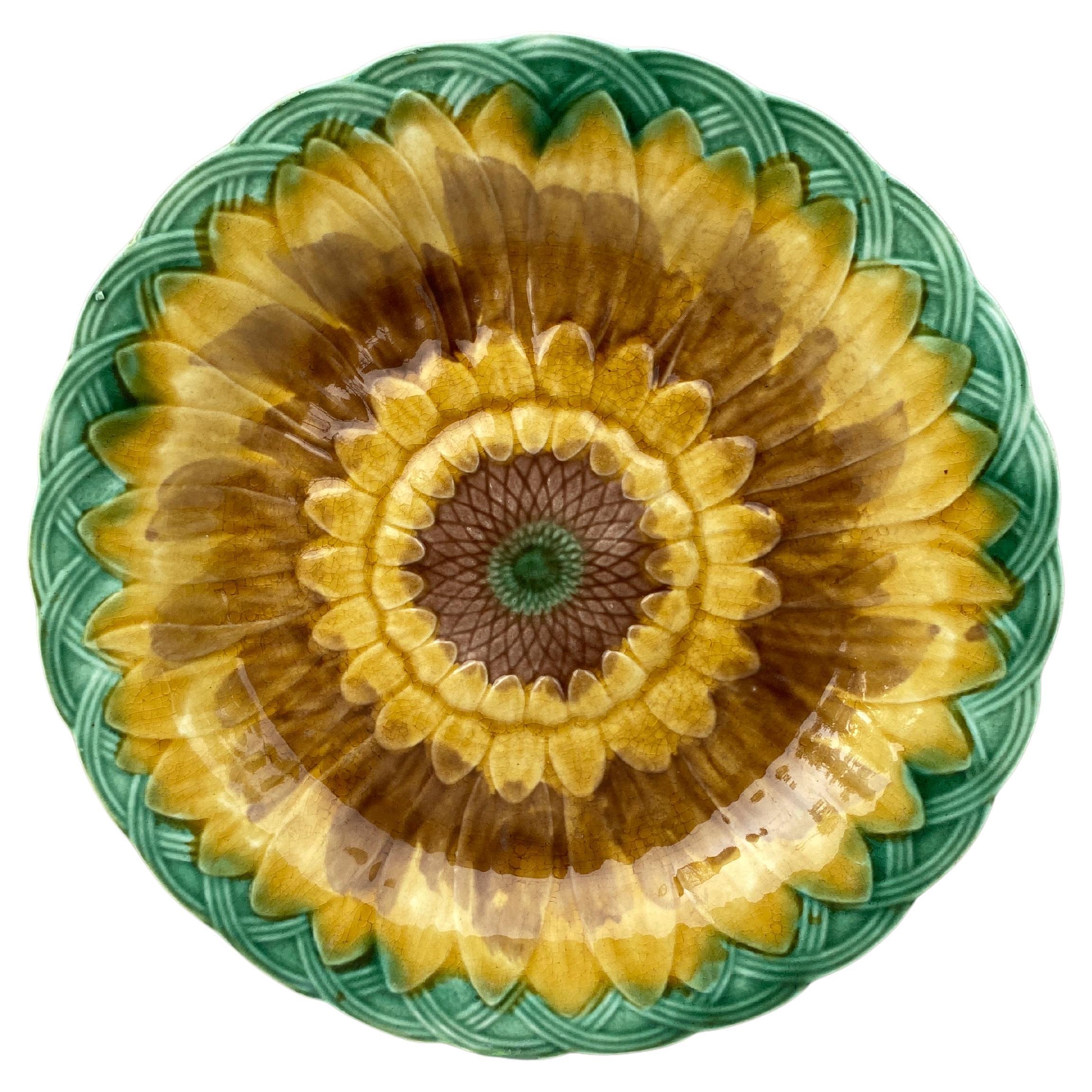 19th Century Majolica Sunflower Plate Wedgwood at 1stDibs