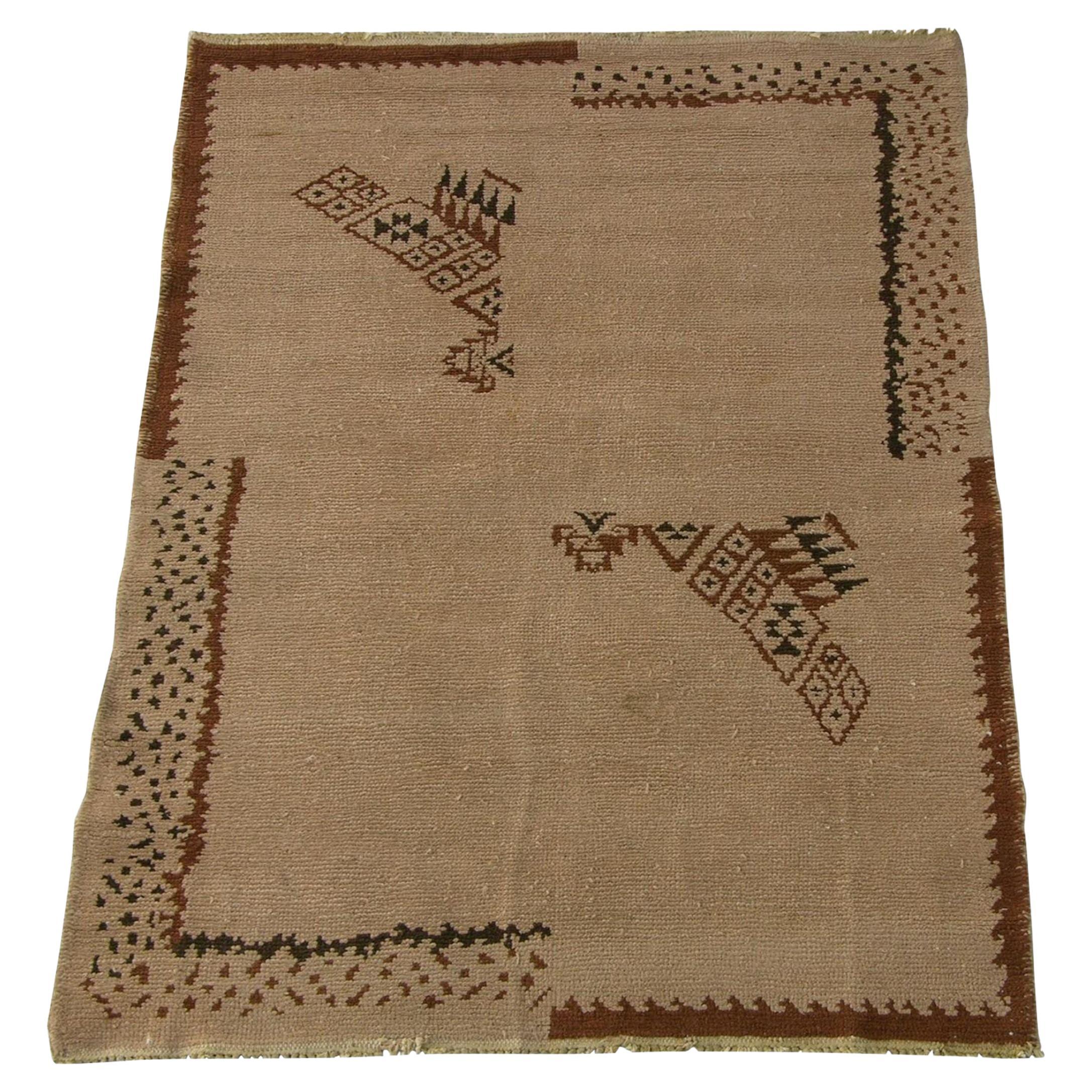 19th Century Modern Style Spanish Rug For Sale at 1stDibs