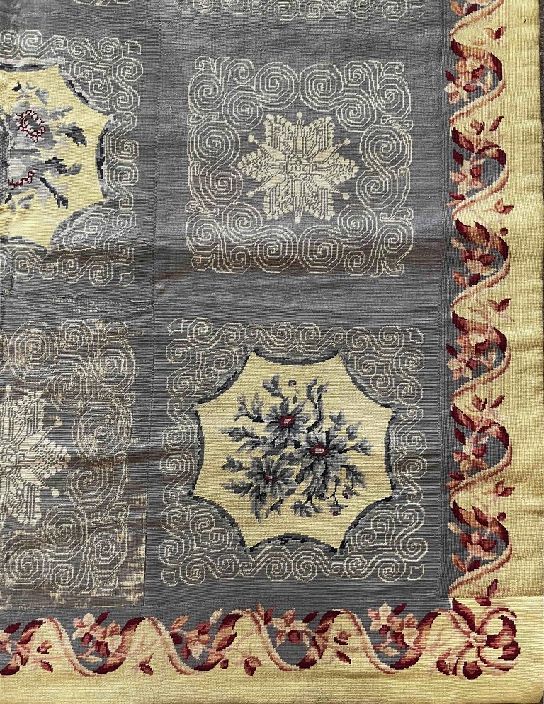 19th Century Needlepoint Rug, N° 1179 For Sale at 1stDibs