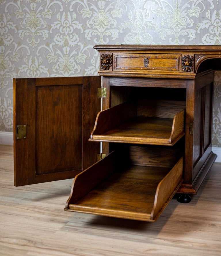 19th Century Neo-Renaissance Oak Desk at 1stDibs