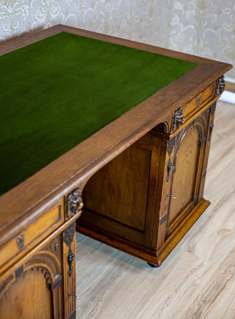 19th Century Neo-Renaissance Oak Desk at 1stDibs