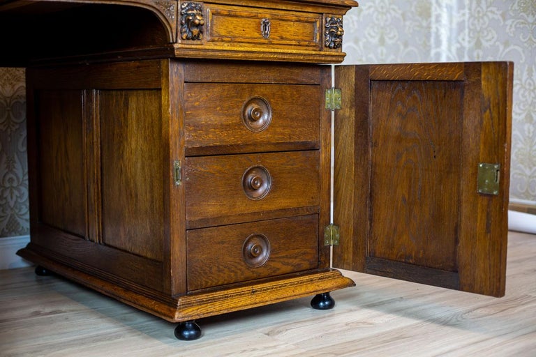 19th Century Neo-Renaissance Oak Desk at 1stDibs