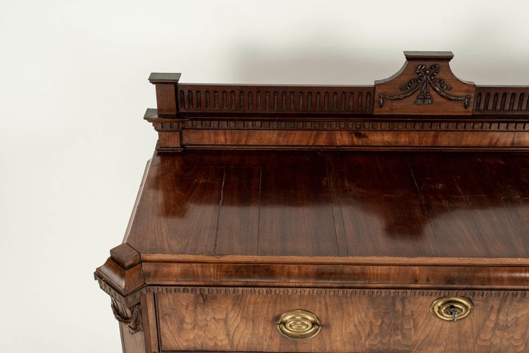 19th Century Neoclassical Commode For Sale at 1stDibs