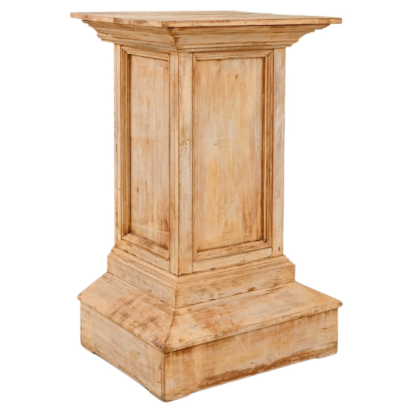 19th Century Neoclassical French Pedestal For Sale at 1stDibs
