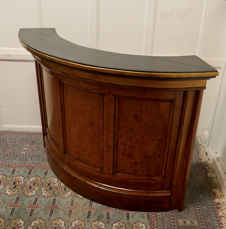 19th Century Oak Courtroom Dock, Restaurant Reception Greeting Station ...