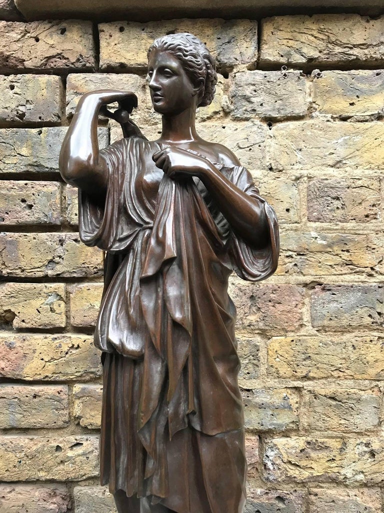 19th Century of a Bonze Roman Goddess For Sale at 1stDibs