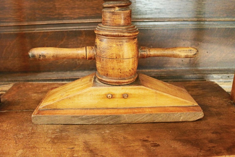 19th Century Oversized Maple Book Press For Sale at 1stDibs
