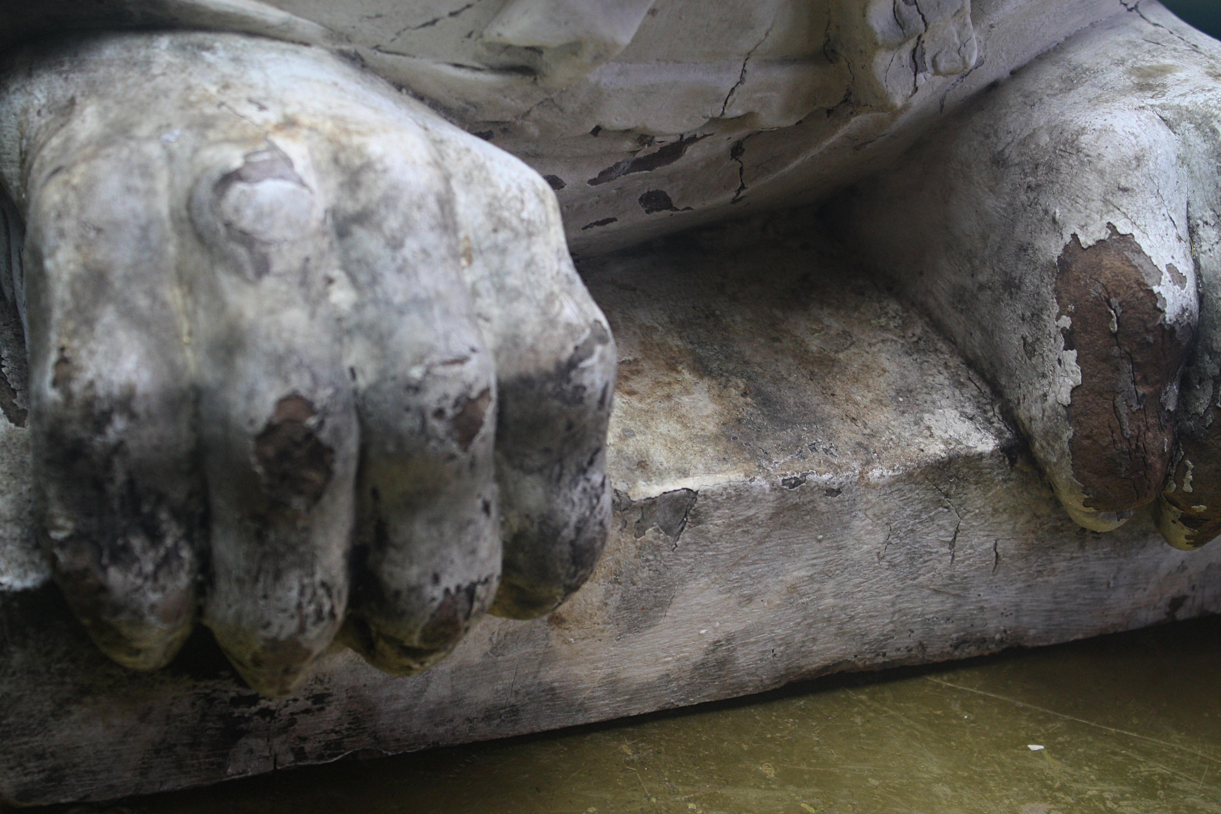 19th Century Pair of Carved Entrance Guardians, Neoclassical Carved ...