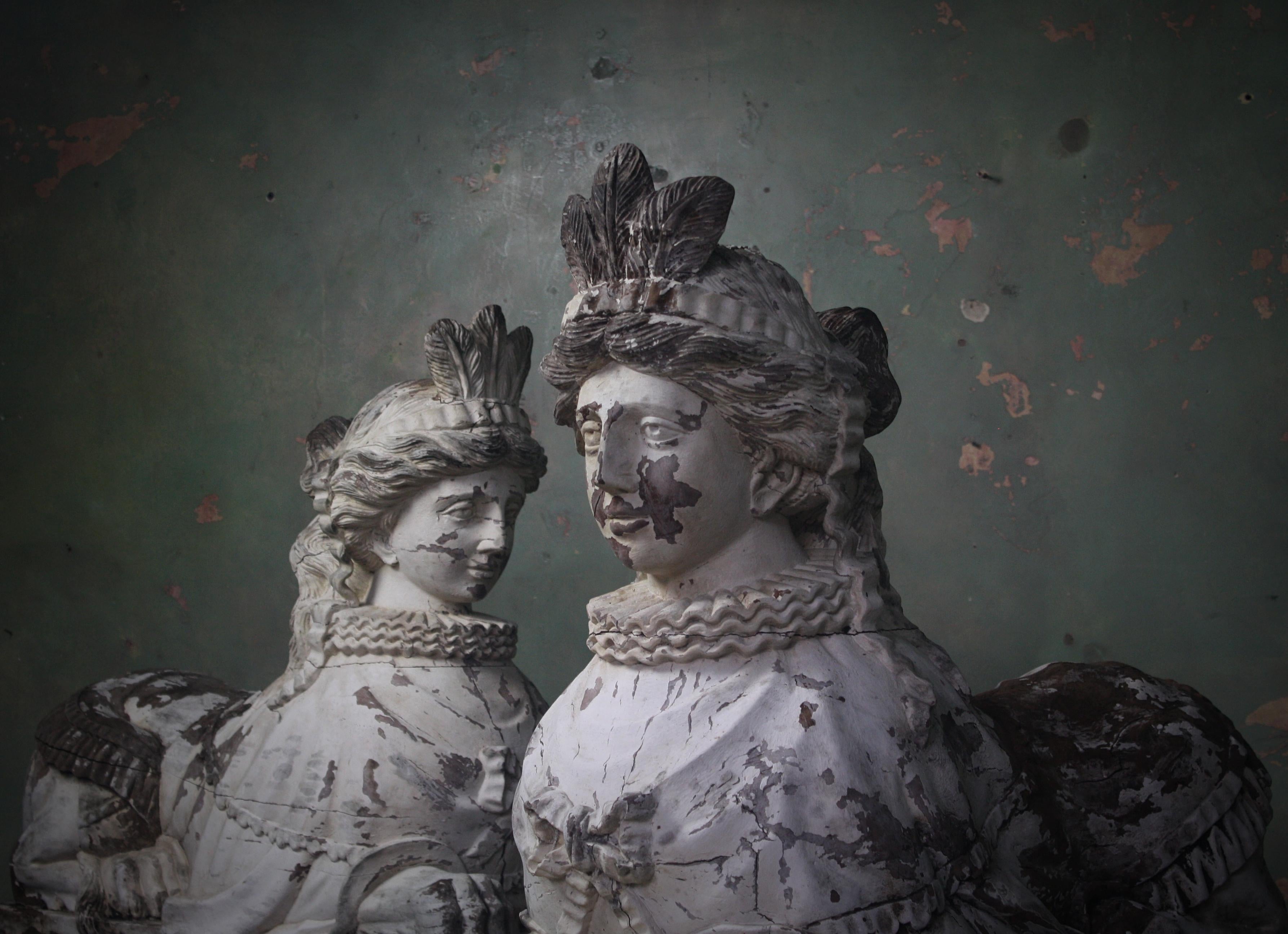 19th Century Pair of Carved Entrance Guardians, Neoclassical Carved ...