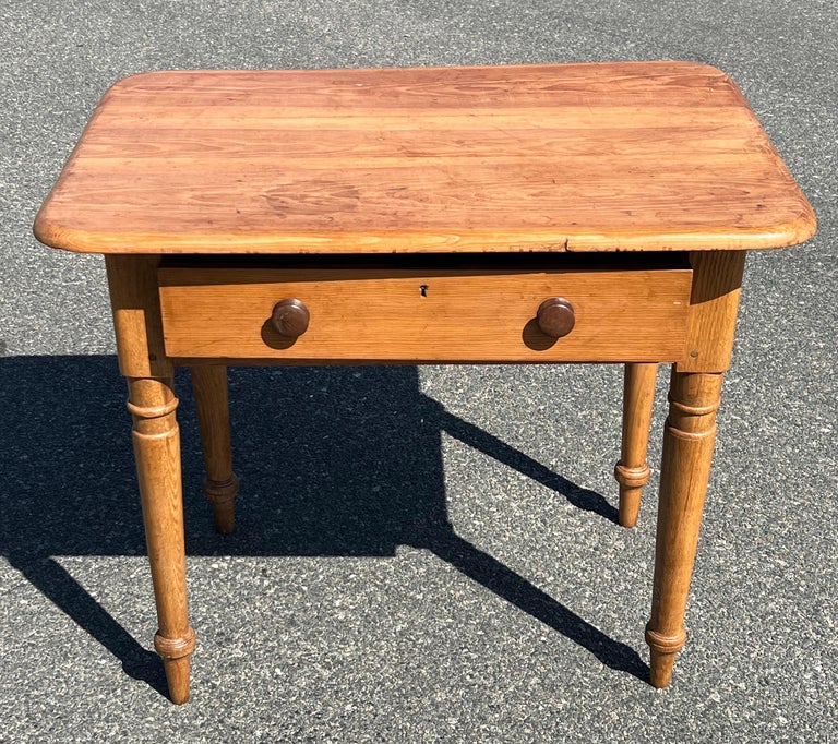 19th Century Pine Single Drawer Stand For Sale at 1stDibs