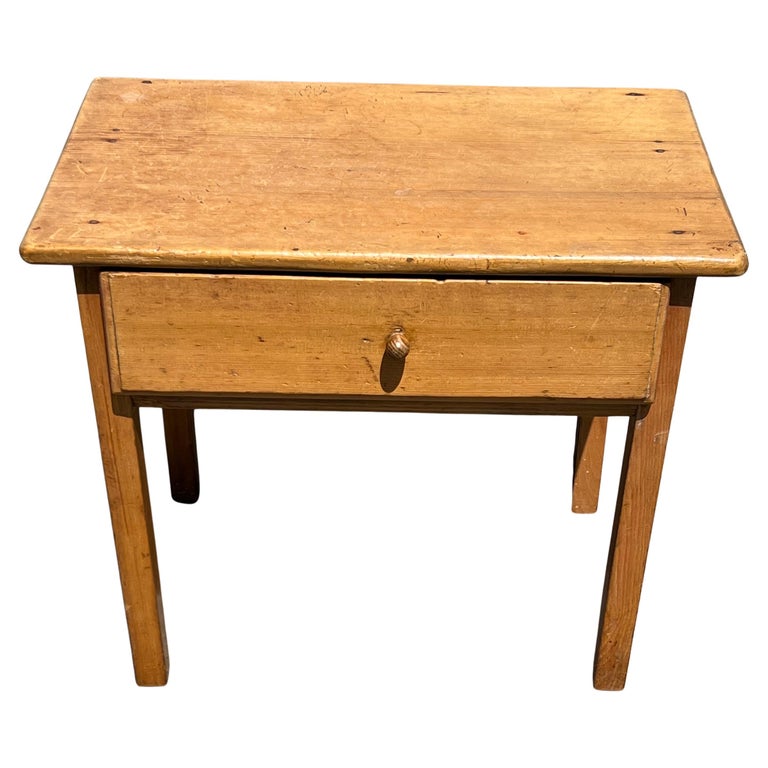 19th Century Pine Single Drawer Stand For Sale at 1stDibs