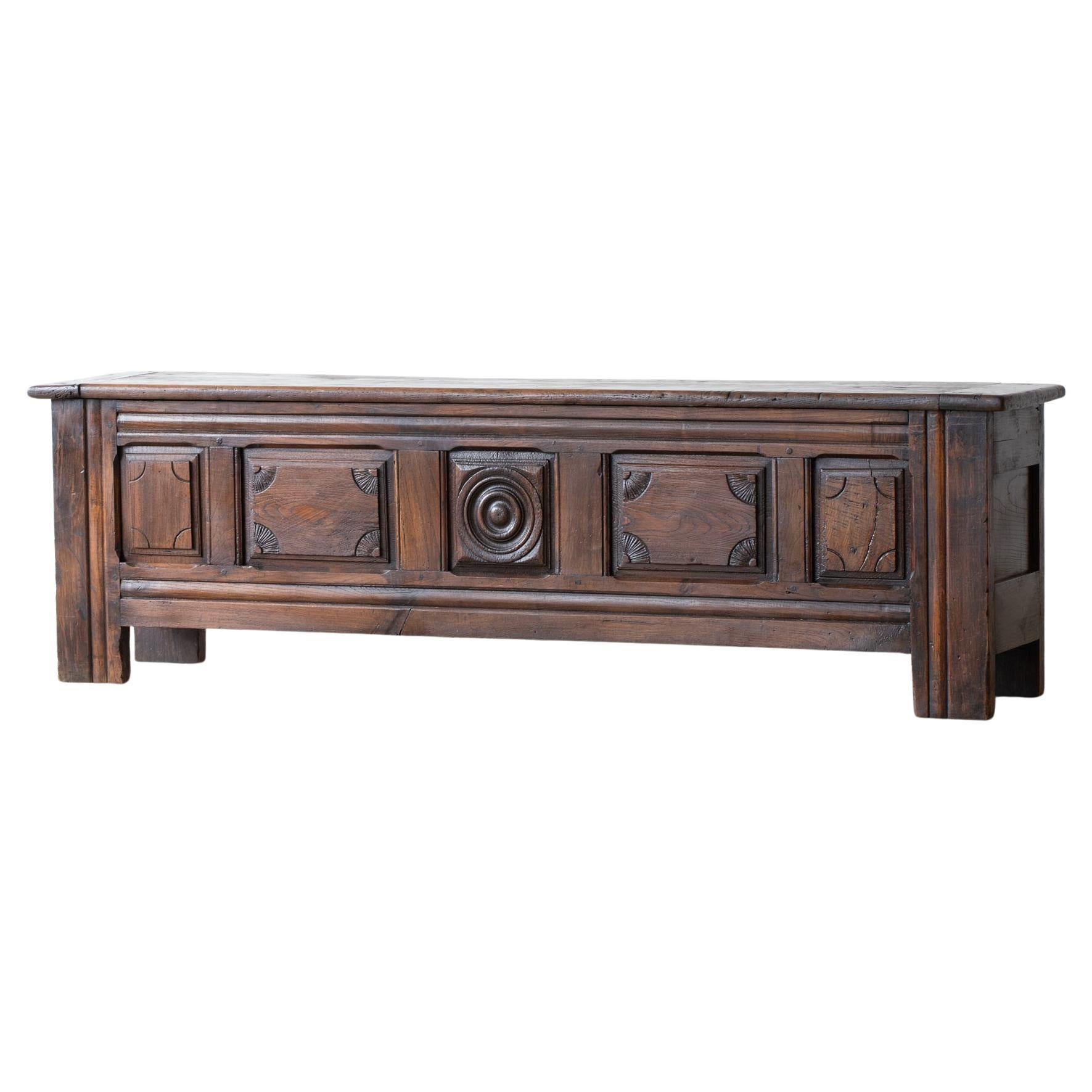 19th Century Provincial French Panelled Oak Coffer For Sale at 1stDibs