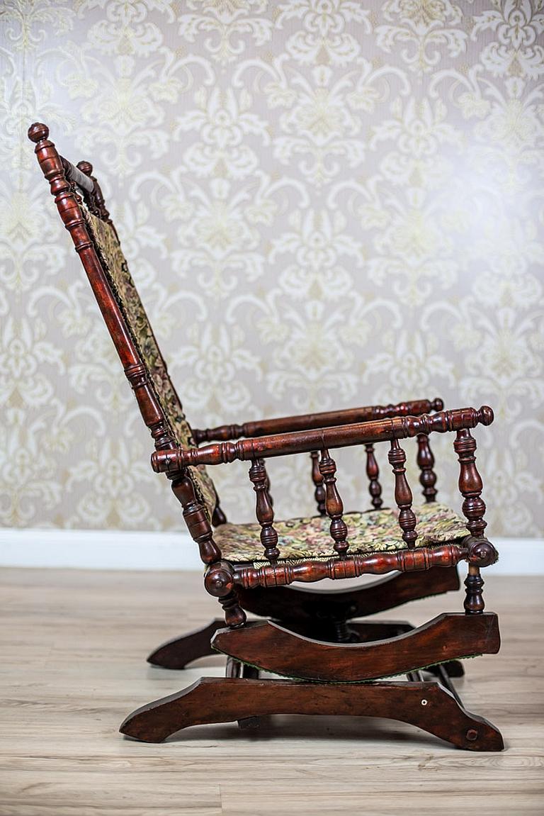 19th Century Rocking Chair on Springs For Sale at 1stDibs