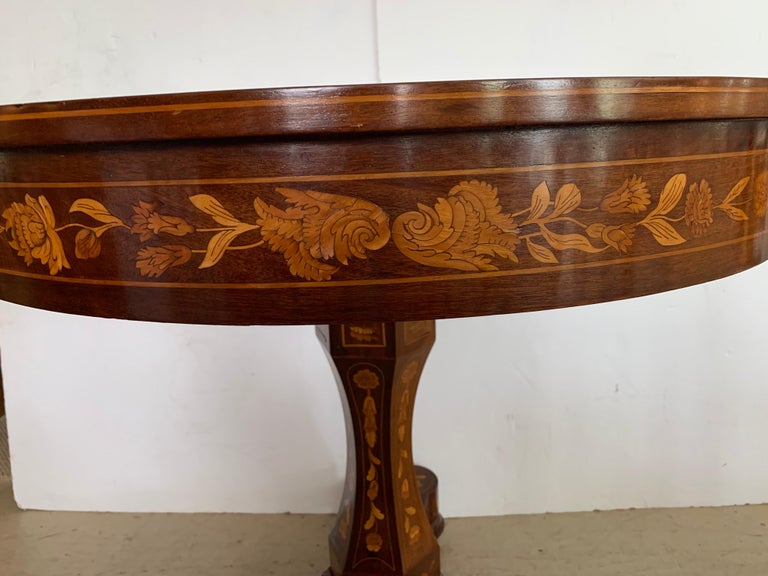 19th Century Rococo Marquetry Round Pedestal Table at 1stDibs